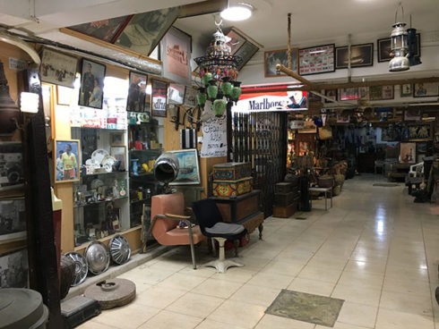 Shops that Sell Old Kuwait Memorabilia – 2:48AM – Entertaining Kuwait ...