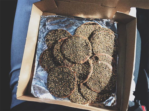 The Best Zaatar Fatayer EVER – 2:48AM – Entertaining Kuwait since 2003