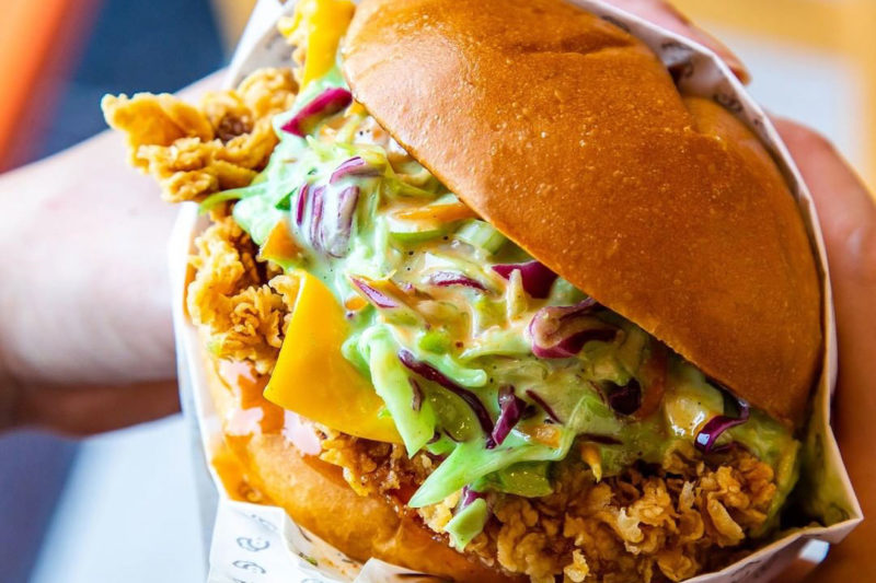 The Best Fried Chicken Burger in Kuwait? – 2:48AM – Entertaining Kuwait ...