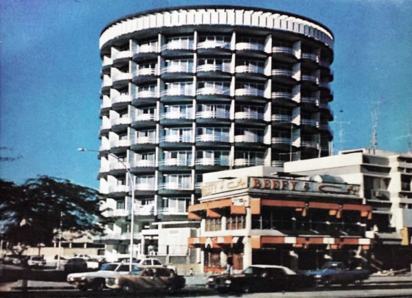 Al-Salam Complex – 1970s – 2:48AM – Entertaining Kuwait since 2003