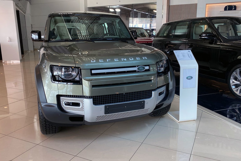 The New Defender is in Kuwait – 2:48AM – Entertaining Kuwait since 2003