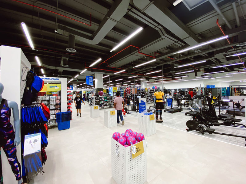 Shopping – 2:48AM – Everything Kuwait