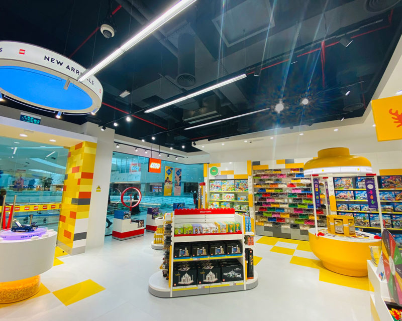 Toys – 2:48AM – Entertaining Kuwait since 2003