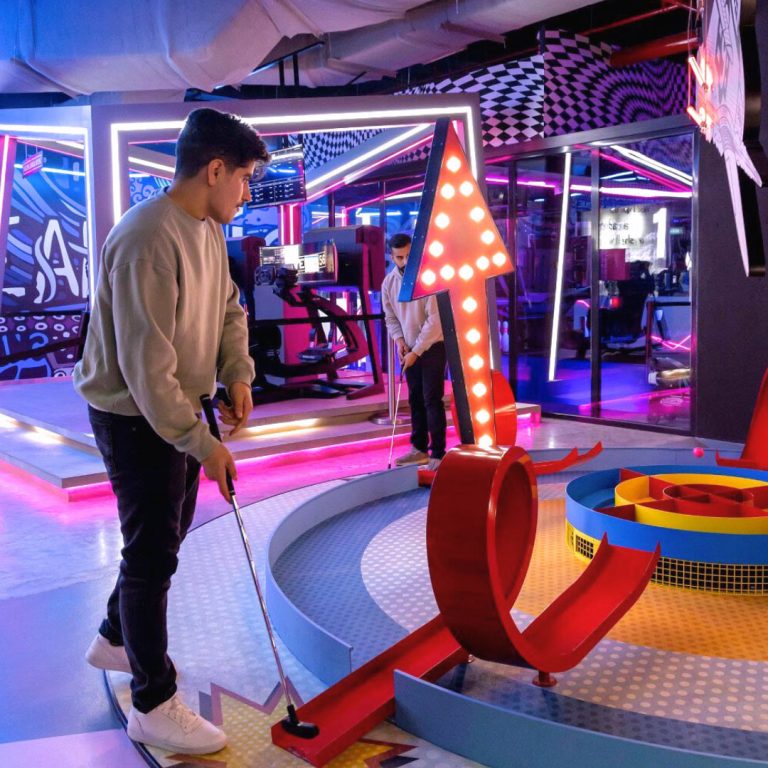 2:48AM – Entertaining Kuwait since 2003 – Page 5